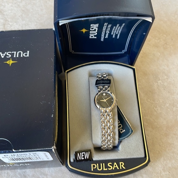 Pulsar | Accessories | Pulsar Lady Battery Water Resistant Stainless ...